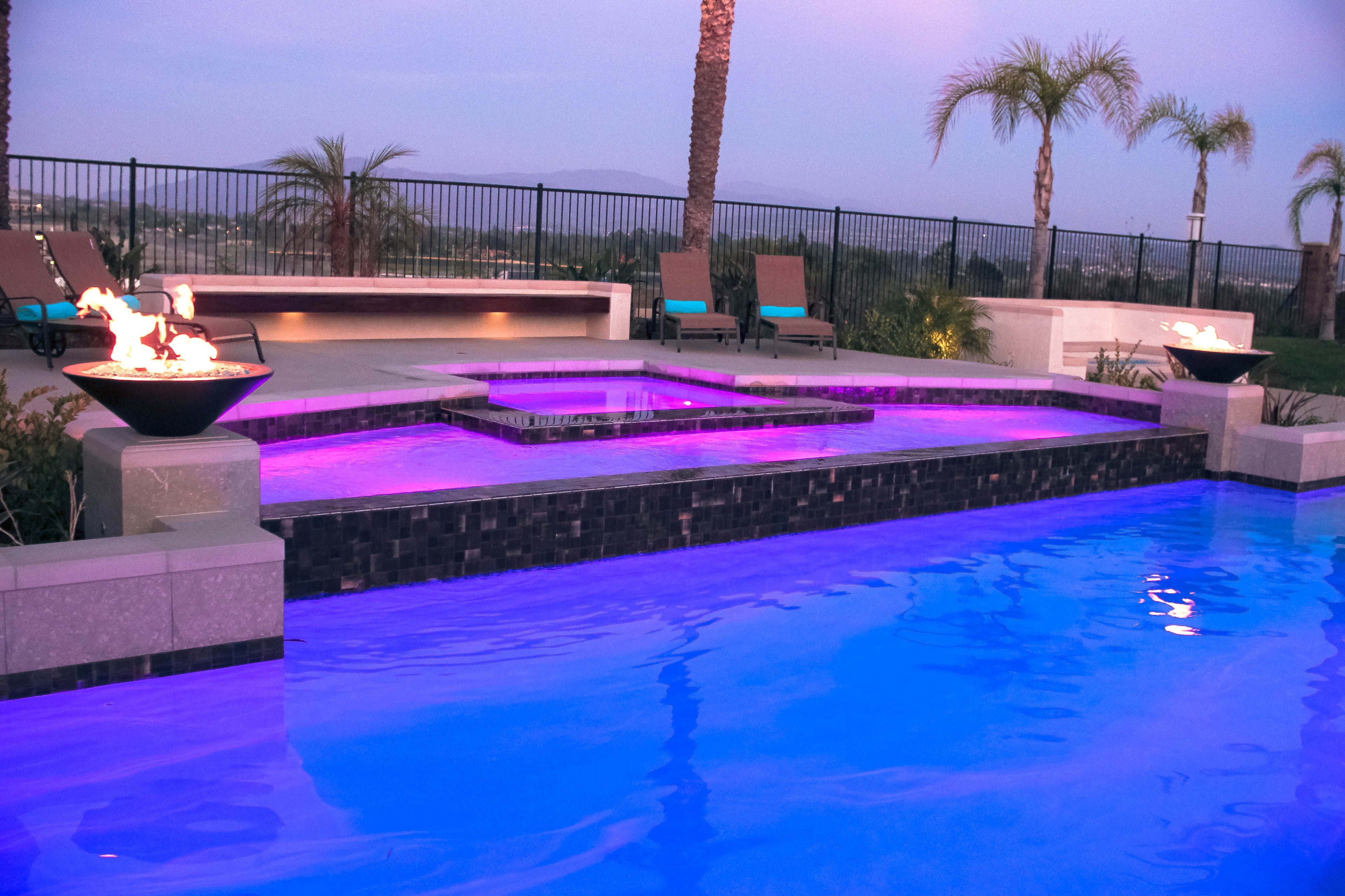 PoolLights.com